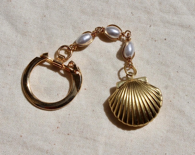 Vintage Seashell Locket Keychain - Vintage Pearl Keychain With Seashell ...