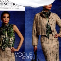 Vogue 7039, Knit Dress With a Shaped Front Seam and Assymetric Godet - Etsy