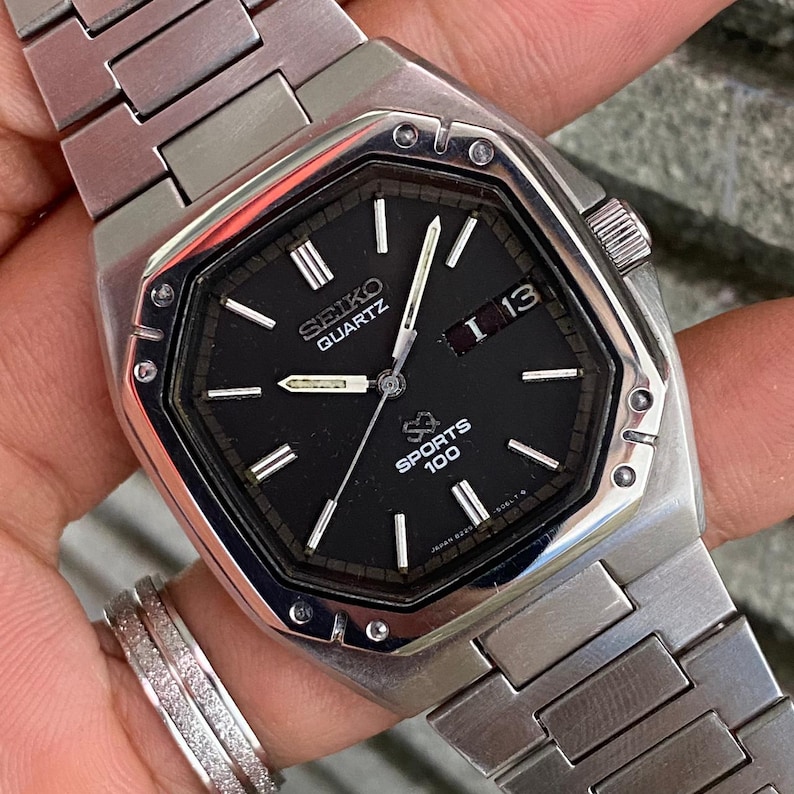 Rare Seiko SQ Sports Oak Quartz 8229-503A Black Dial Day Date Watch Men ...