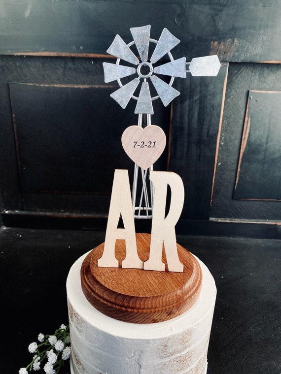 Farmhouse Wedding Cake Topper / Barn Wedding Cake Topper / | Etsy