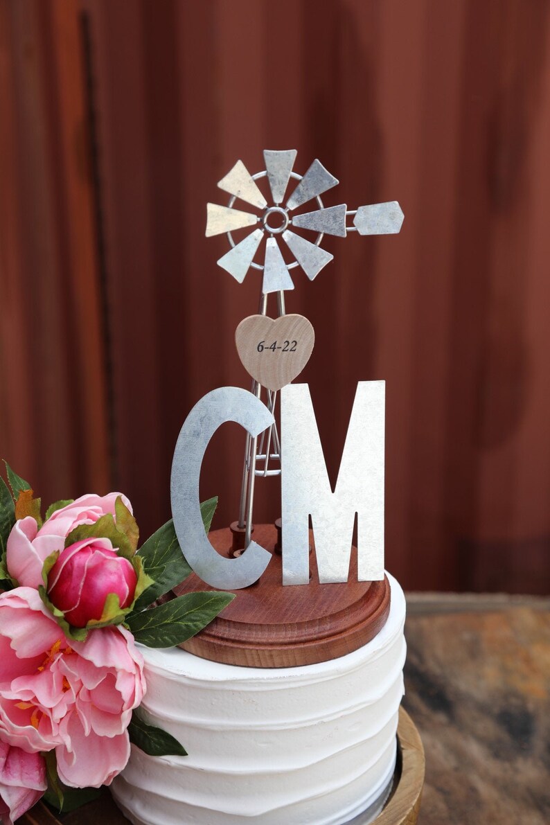 Farmhouse Wedding Cake Topper / Barn Wedding Cake Topper / - Etsy