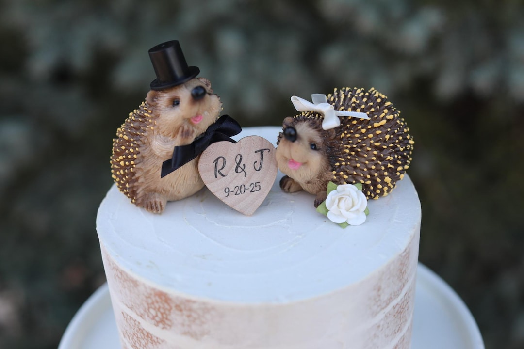 Adorable Hedgehog Wedding Cake Topper/woodland Animal Couple Figurine ...