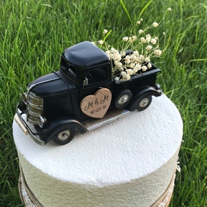 Farmhouse Wedding Cake Topper / Barn Wedding Cake Topper / Country ...