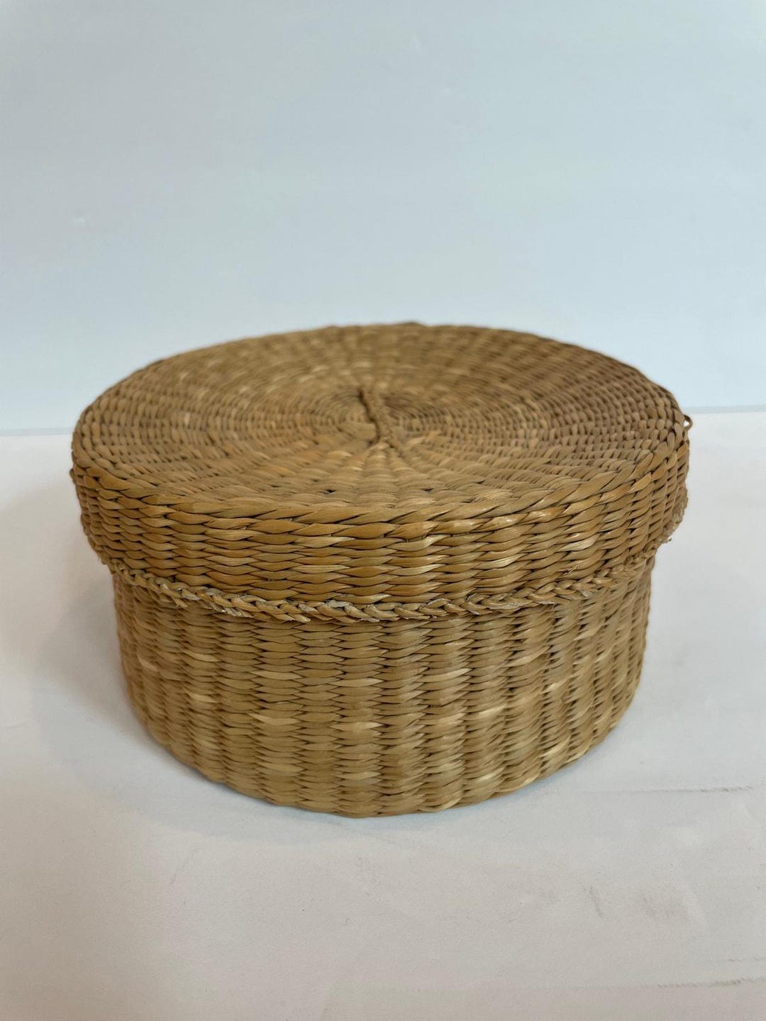 Vintage Lidded Sweetgrass Trinket Box 6" D - Etsy