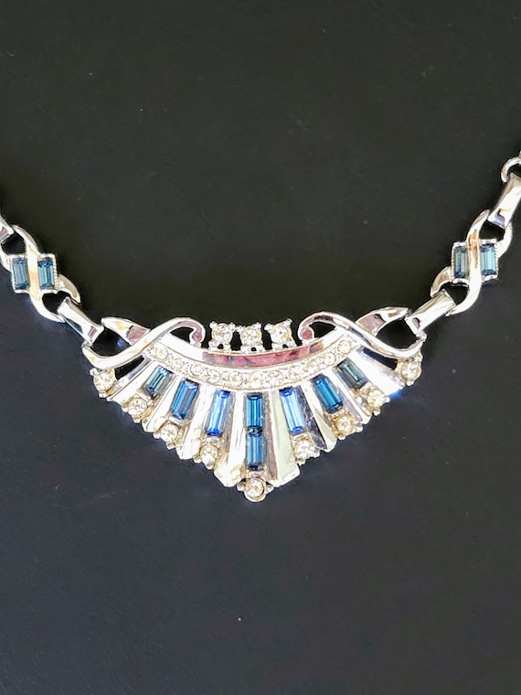 Vintage Art Deco Rhinestone Black Glass Necklace Scal… - Gem