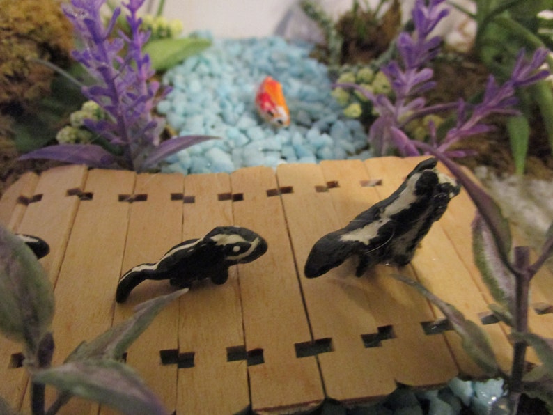 Diorama Scene "skunk Crossing" Wood Scene - Etsy