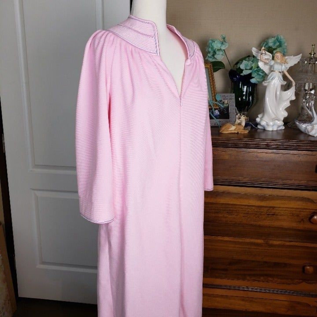Vintage Evelyn Pearson Soft Pink Velour Pullover Robe Womens L M - Etsy