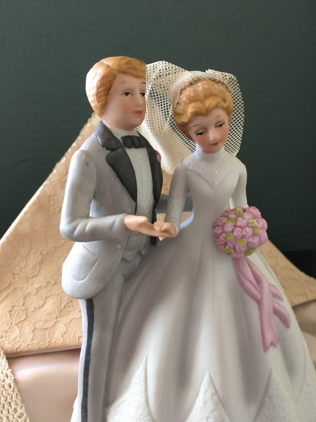 Vintage Revolving Music Box Wedding Cake Topper: 1939 "here Comes the ...