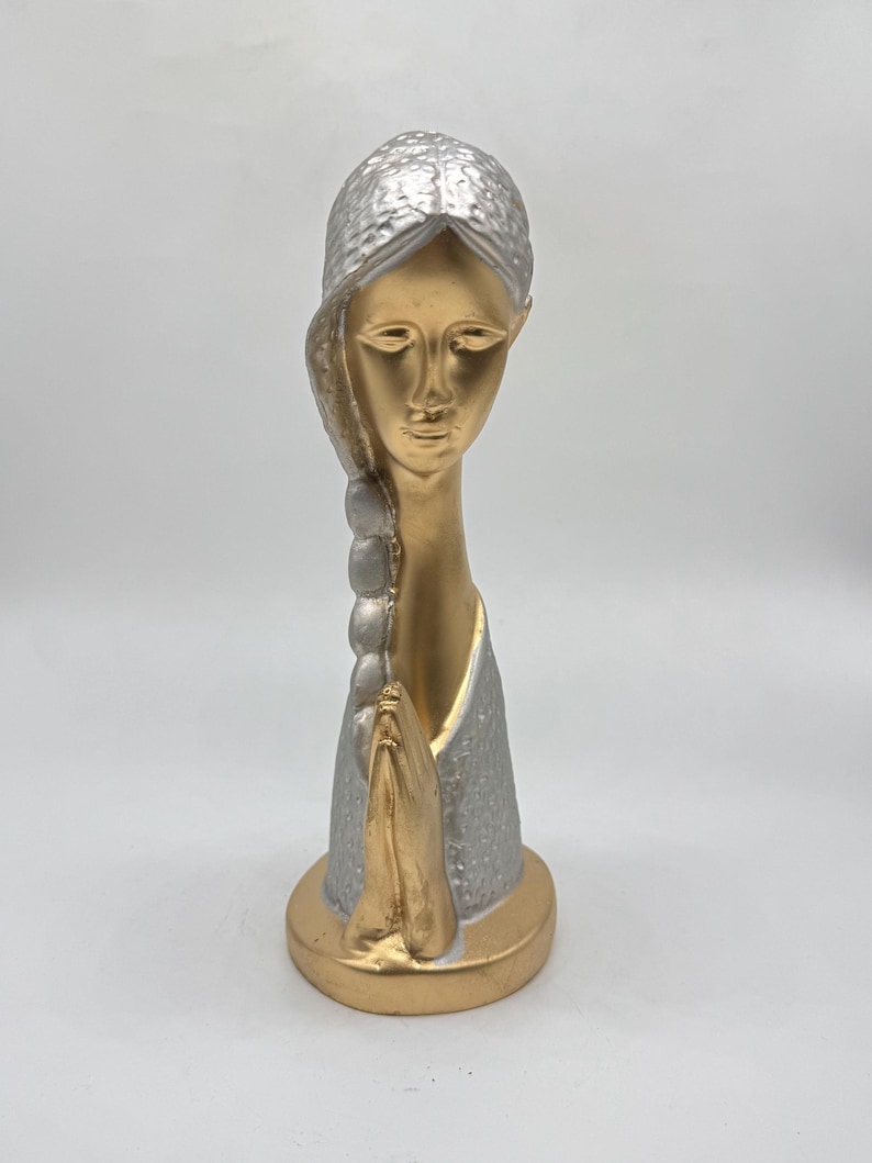 Praying Lady Statue, Modern Religious Home Decor Sculpture, Elegant ...