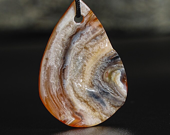Unique Natural Pacific Agate Pendant Grade A 31X22X3MM Brown Gray ...