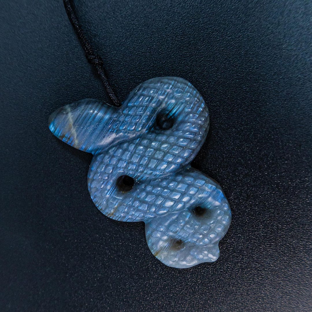 Genuine Natural Blue Flash Labradorite Snake Pendant Grade AAA Gemstone ...