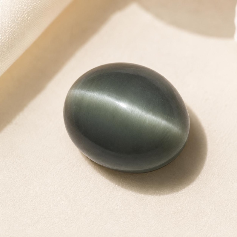 Natural Grey Green Cat’s Eye Lehsunia Gemstone, Ketu Rashi Ratna for ...