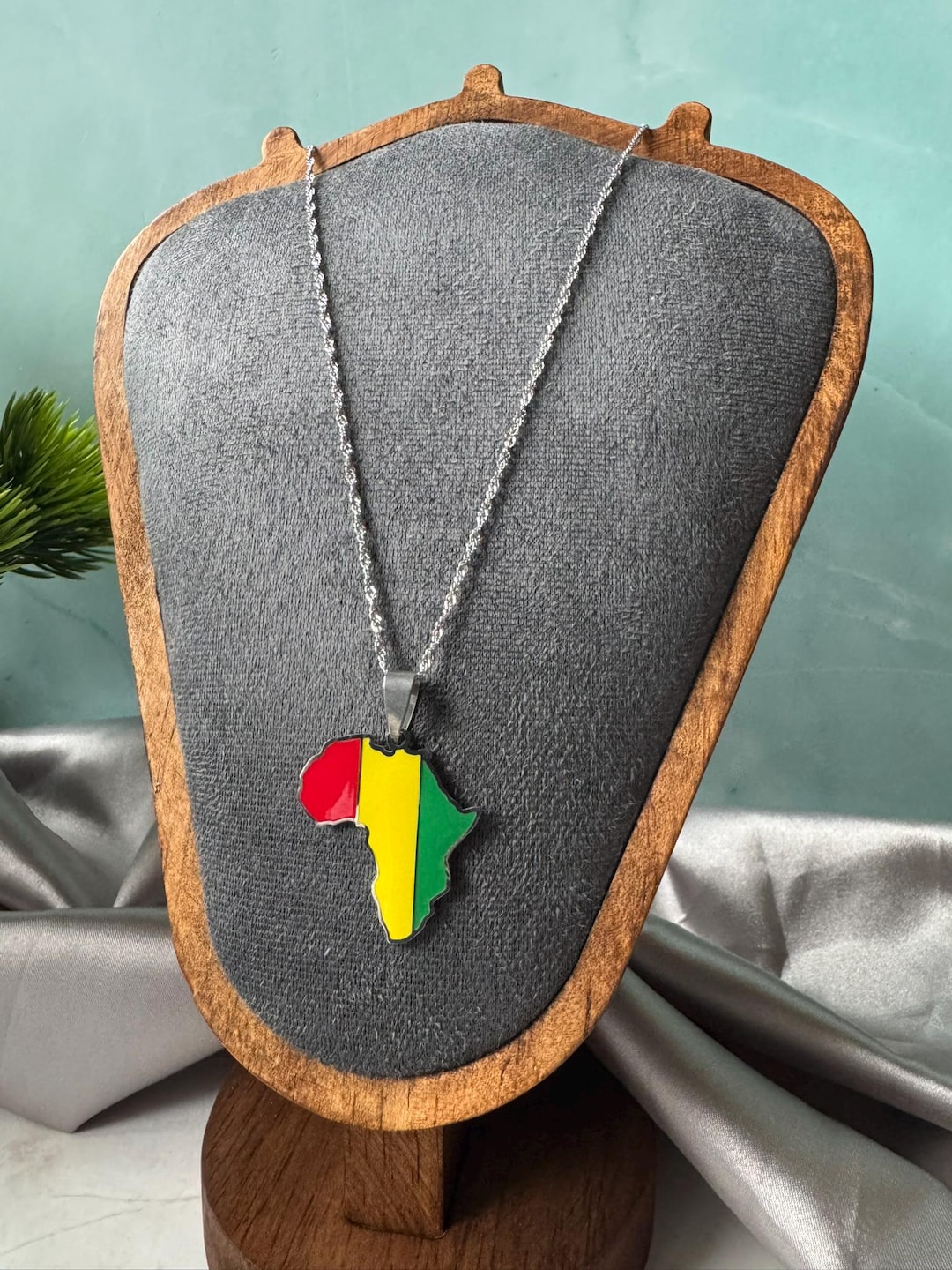 14K Gold Plated Africa Map Outline Charm, Guinea Flag Charm, for ...