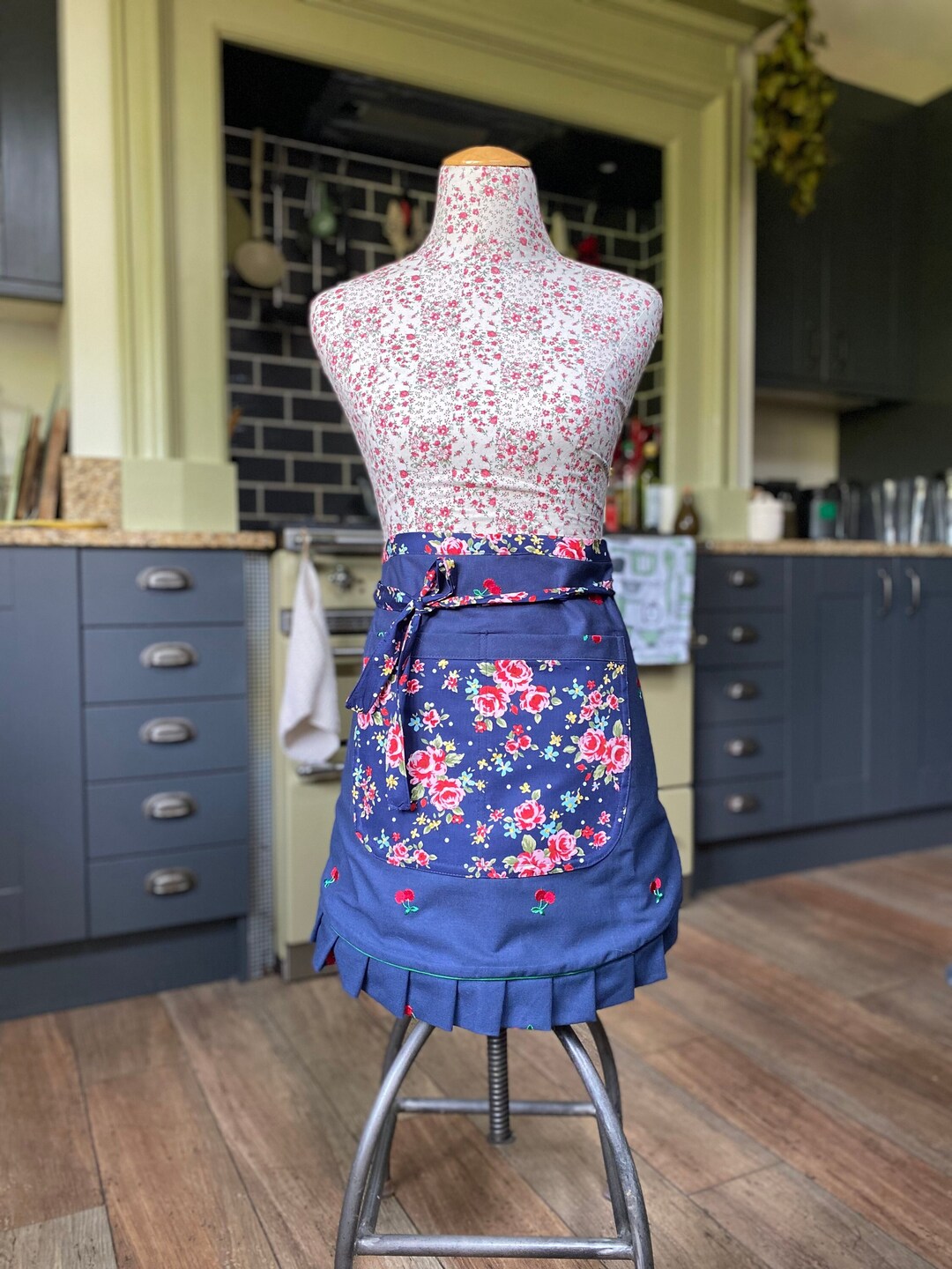 A Half Ruffle Trim Apron in Navy Blue, Bistro Style Waist Pinny Apron ...