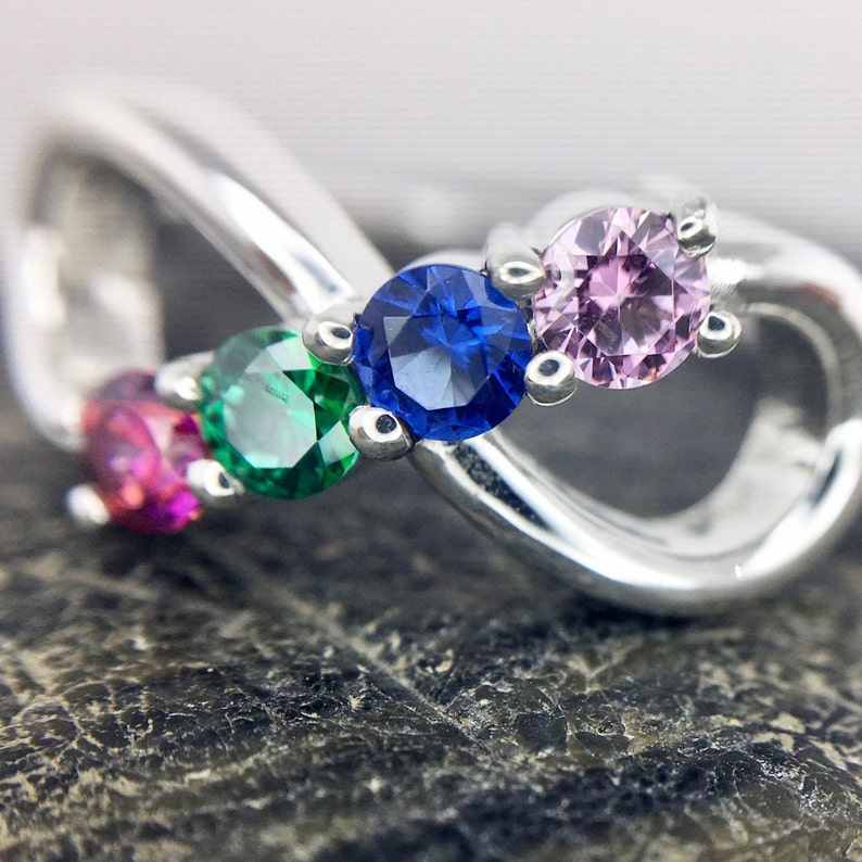 Mother Ring 3 Stone Three Stone Mothers Ring Personalized - Etsy