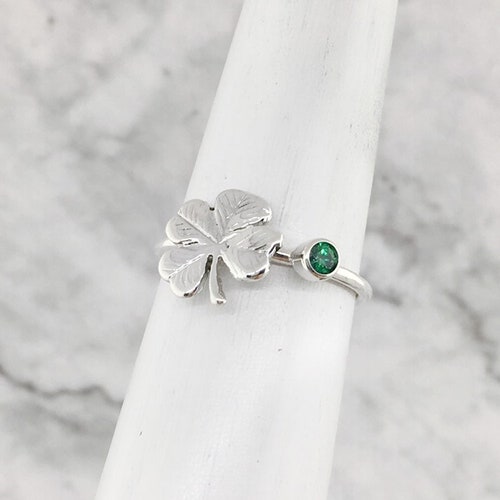 Small Four Leaf Clover Ring in Sterling Silver - Etsy