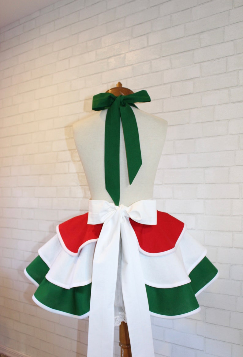 Amore in the Kitchen//woman's Modern Vintage Embroidered Apron//italian ...