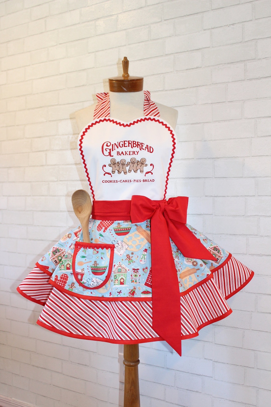 Gingerbread Bakery Apron, Embroidered Sweetheart Bib, Candy Cane ...