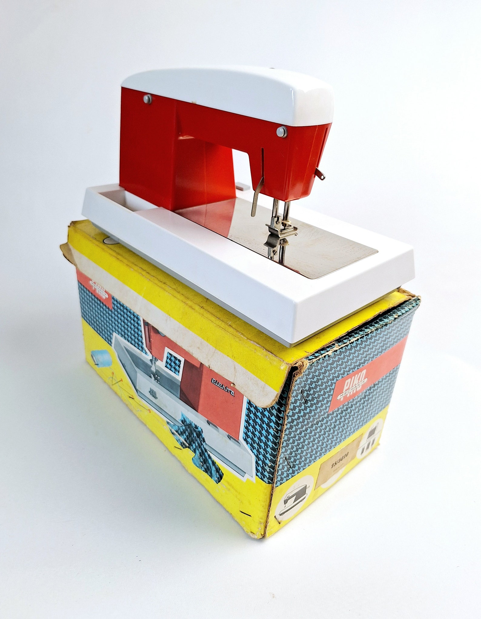 Sewing Machine Toy Vintage 1980s Electra Red / White by Piko Children's ...