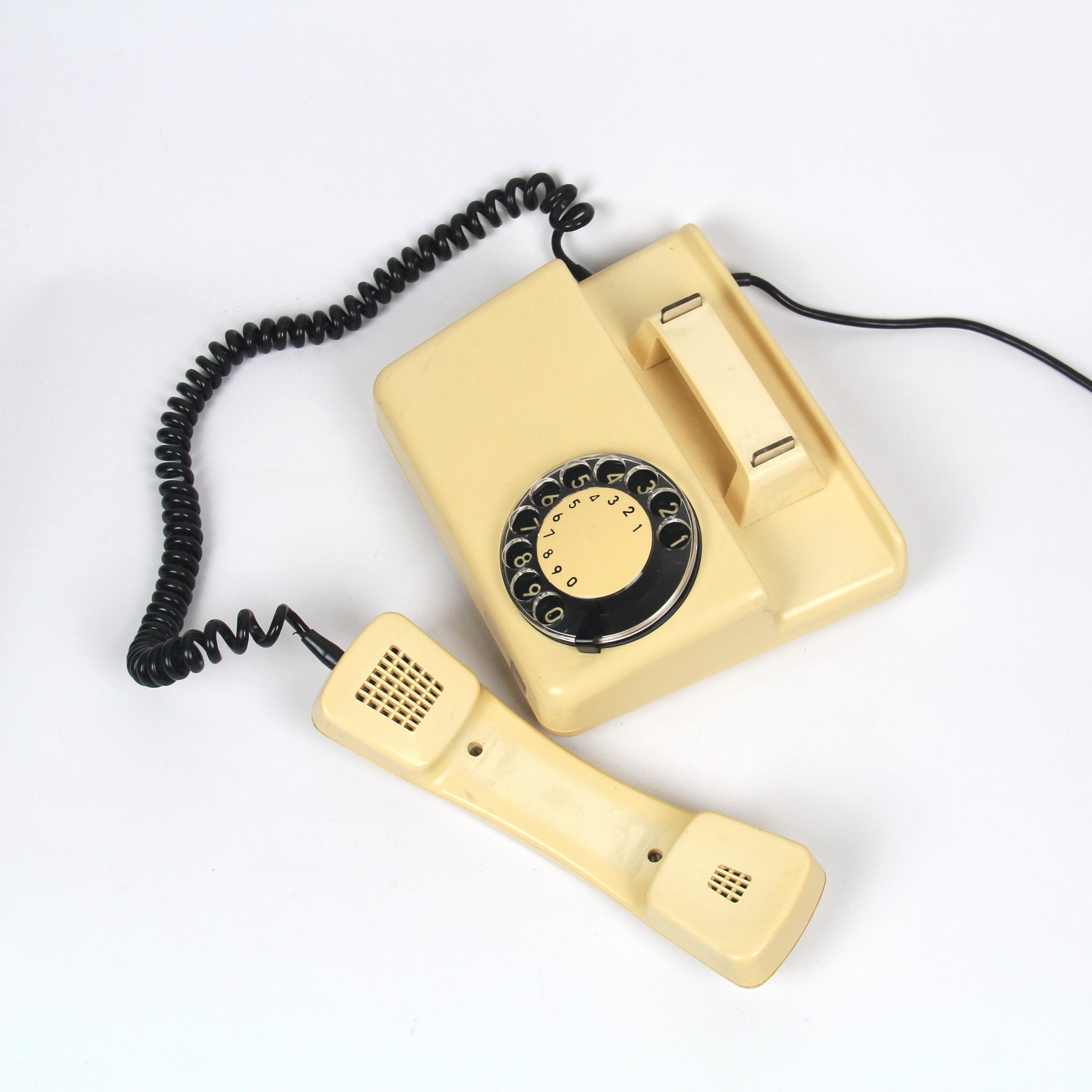 Vintage Creamy / Vanilla Rotary Telephone 80s, Dial Desk Phone Tulipan ...