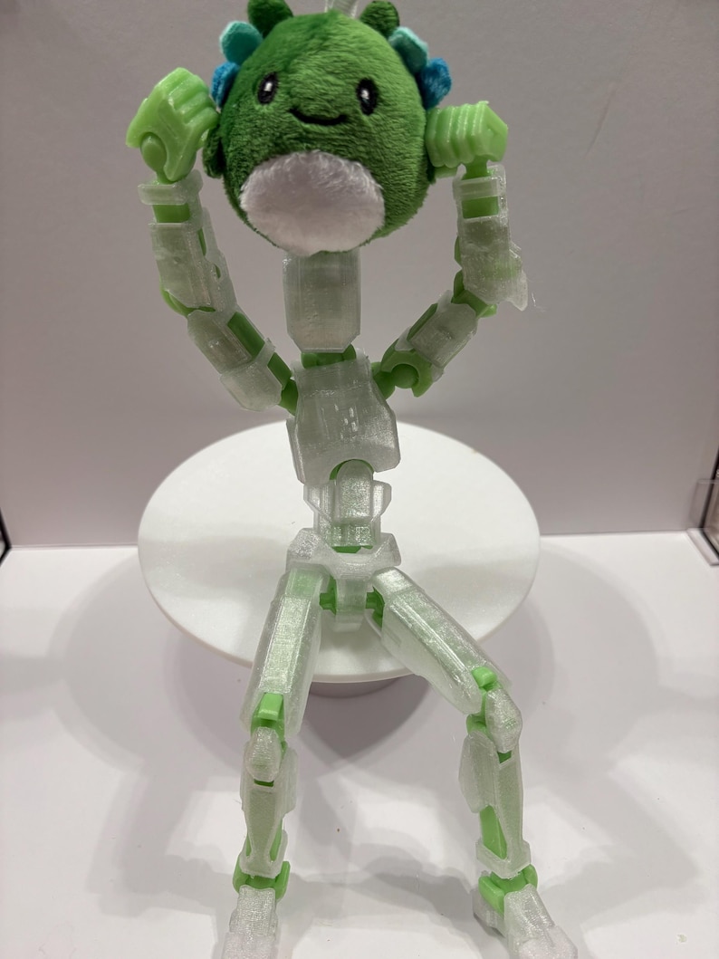 Dummy 13 Titan Edition: Fully Assembled, Fully Articulated Figure ...