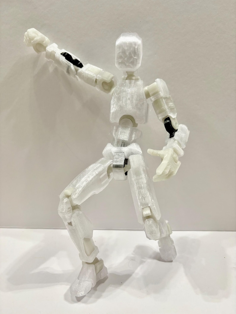 200% Dummy 13 Titan Edition: Fully Assembled, Articulated Figure ...