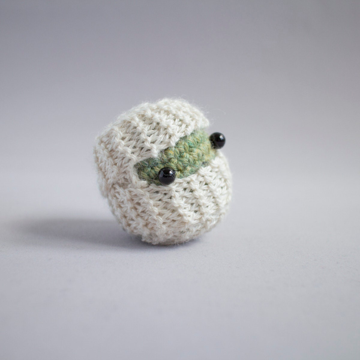 crochet mummy plush - creepy cute halloween amigurumi