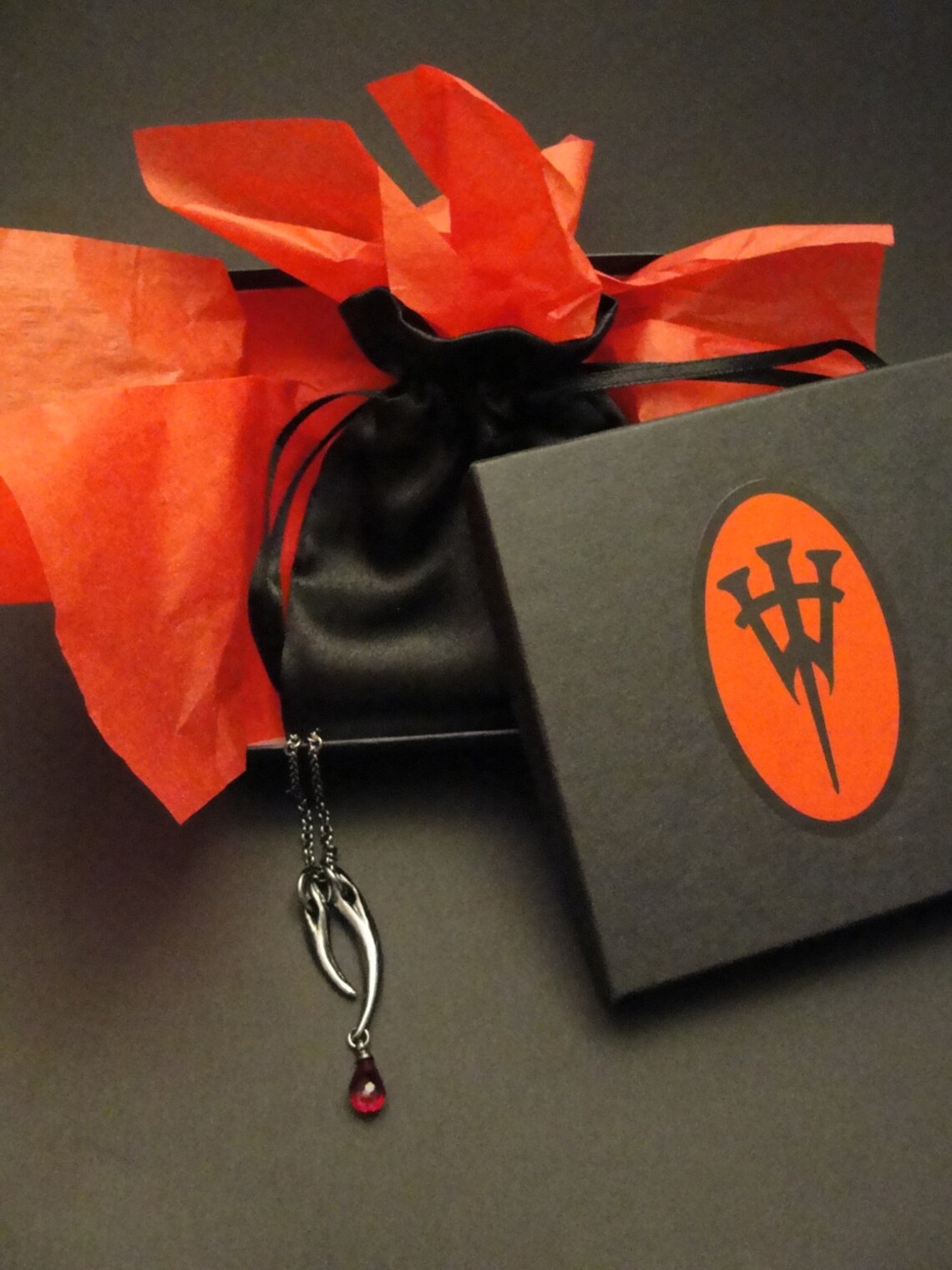 Vampire Jewelry Gothic Jewelry Vampire Necklace Fang | Etsy