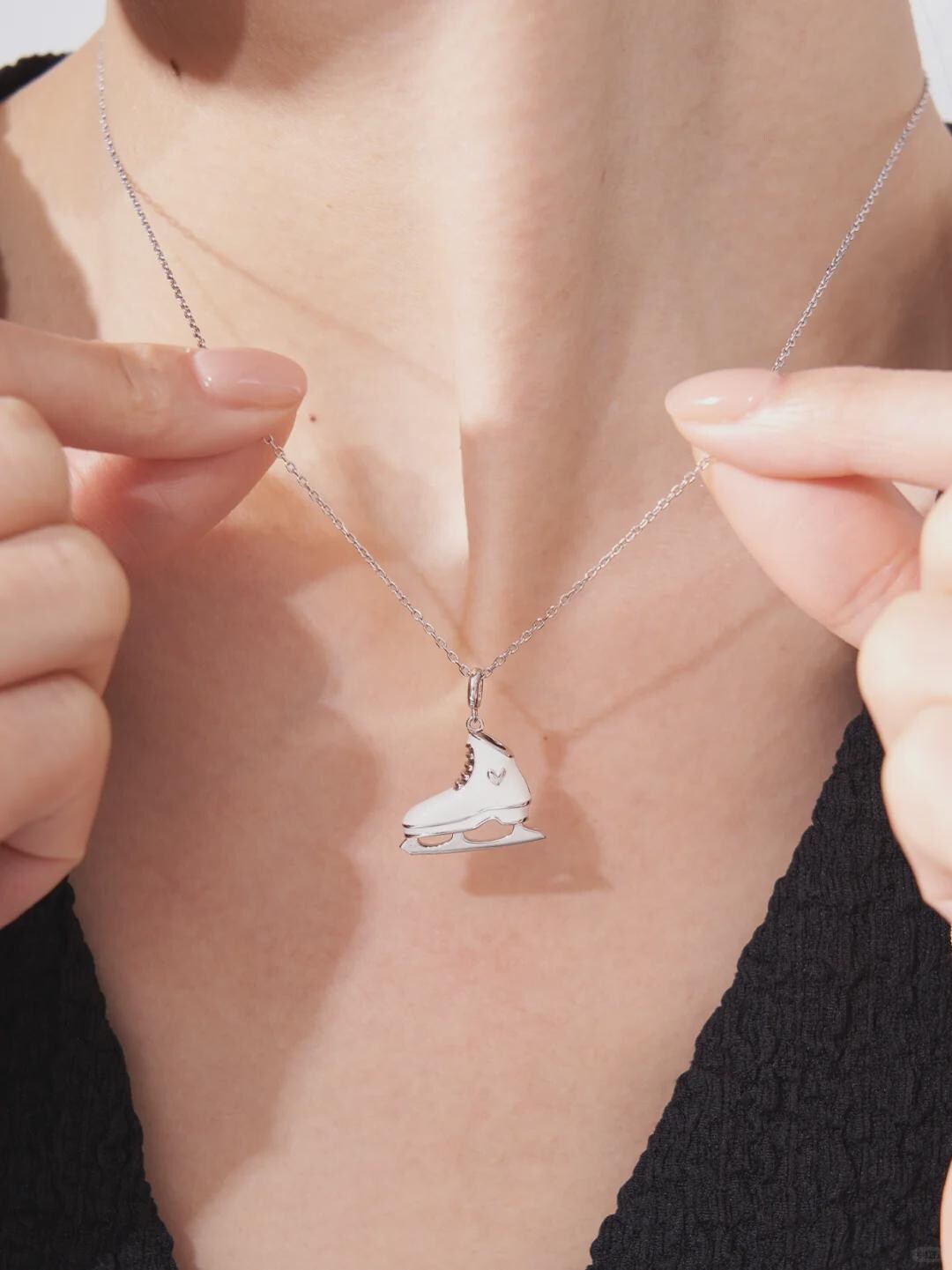14k Gold Ice Skate Necklace, White Enamel Pendant, Figure Skating ...