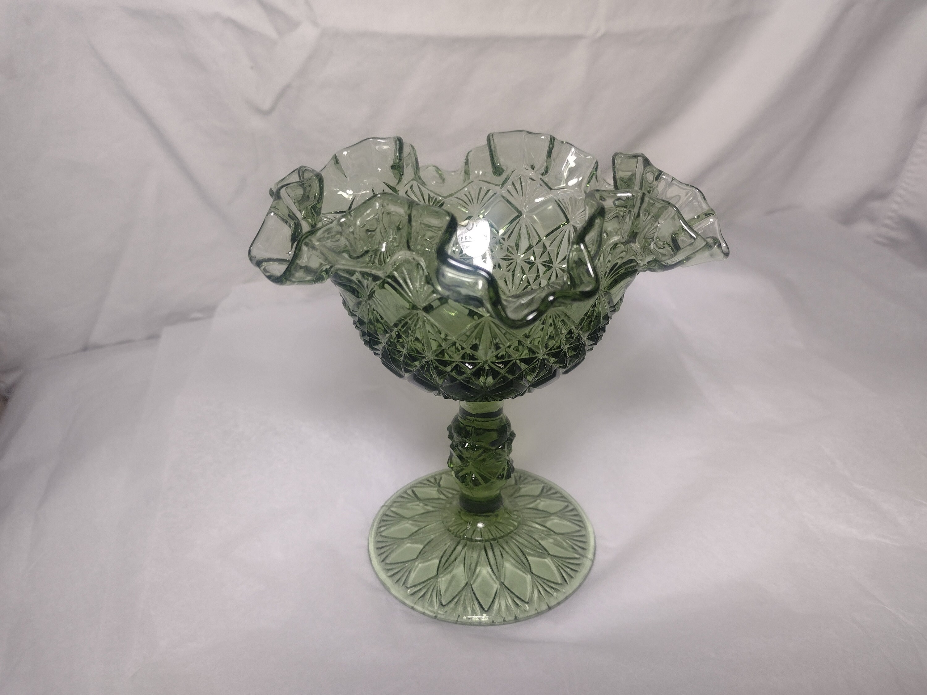 Fenton Colonial Green Olde Virginia Fine Cut and Block Pattern Ruffled ...