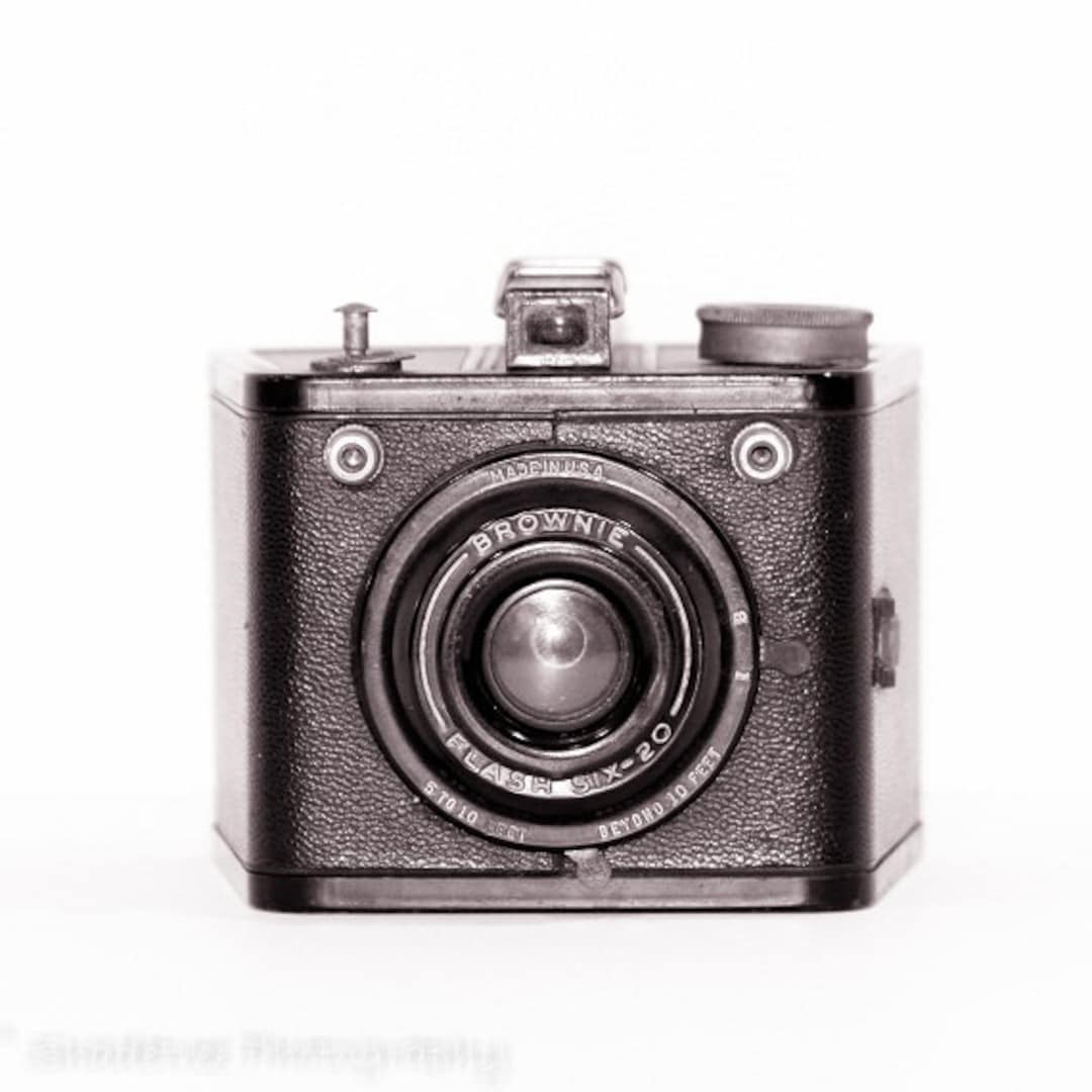 Vintage Camera Art Print Decor, Retro Wall Art, Vintage Camera Photo ...