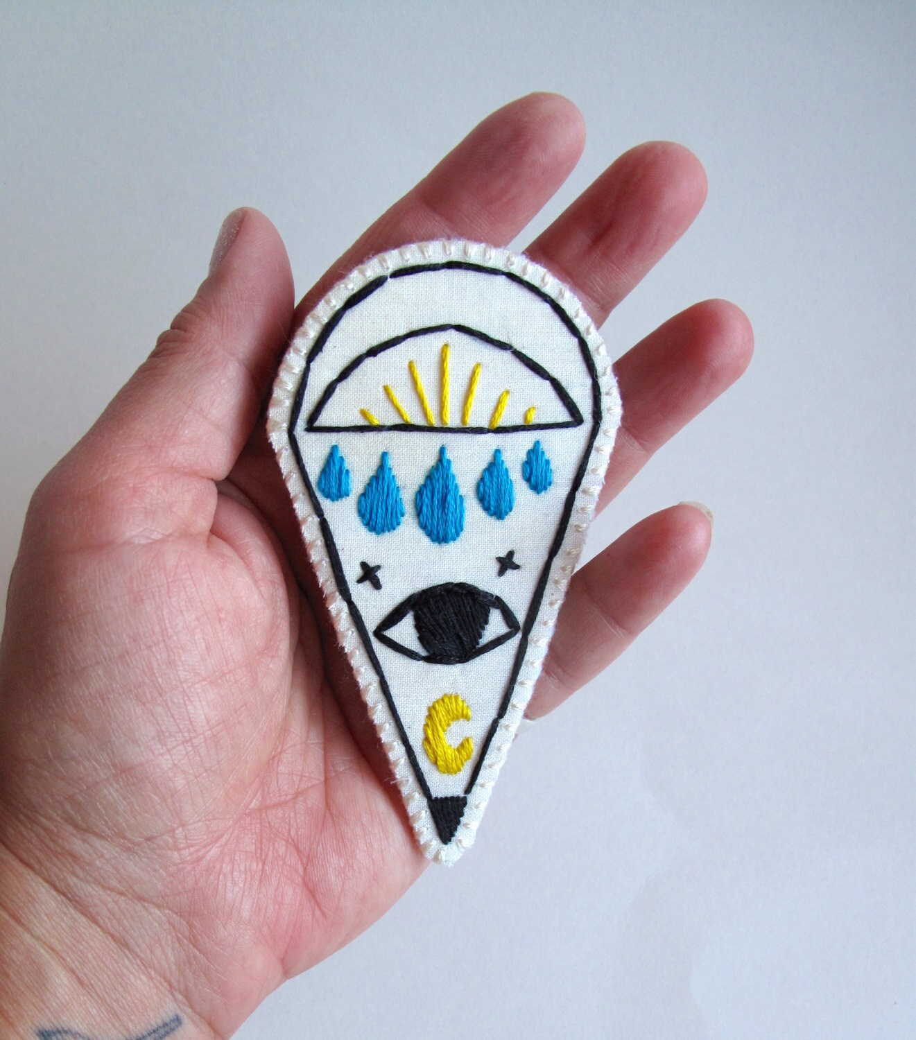 Hand Embroidered Brooch Mystic Eye With Moon on Bright Cream - Etsy
