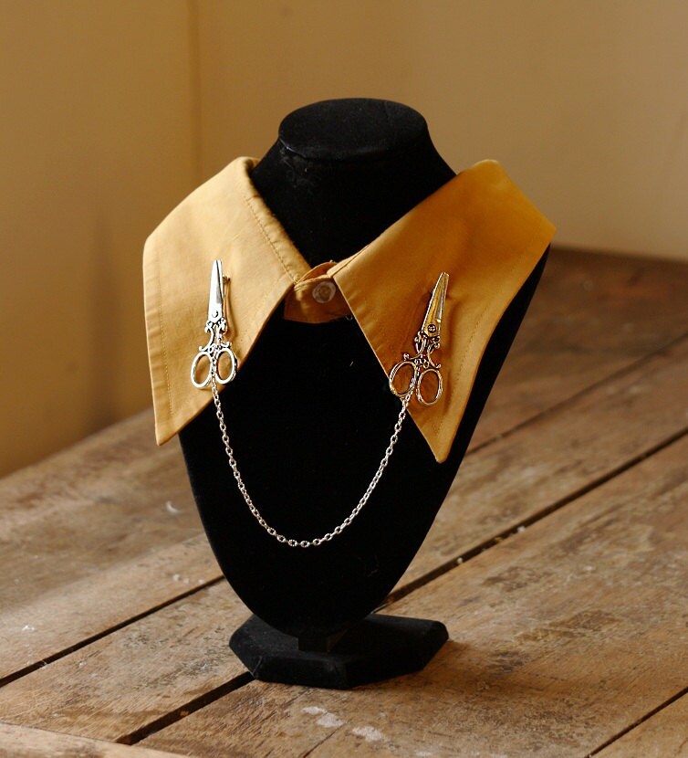 Vintage Style Collar Brooch Scissors in Silver or Anitque - Etsy