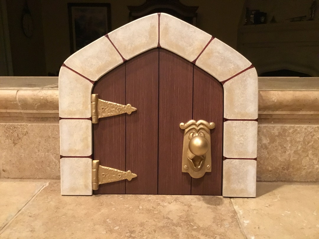 Inspired by Alice in Wonderland mini Alice in Wonderland Door - Etsy