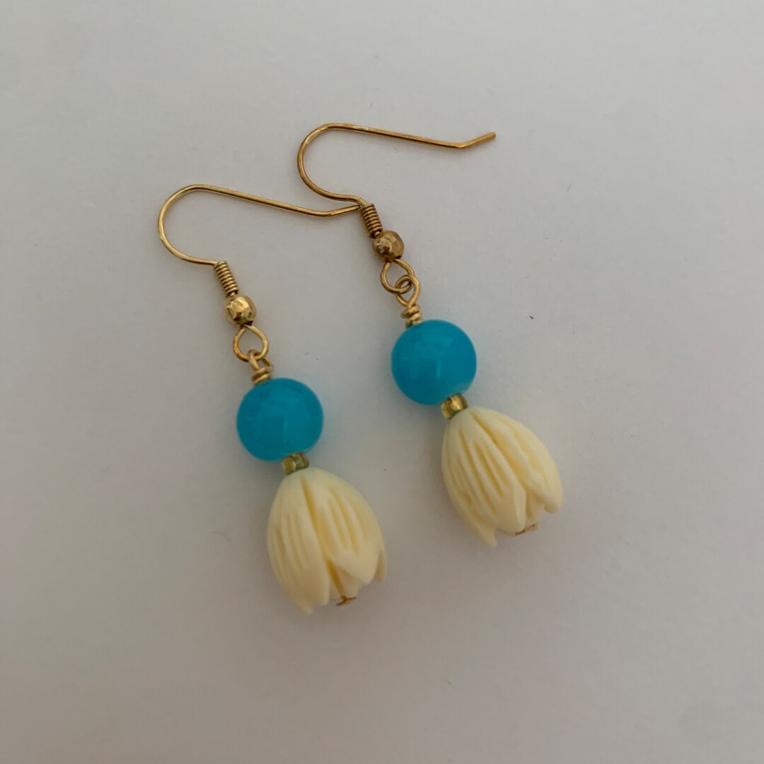 Pikake Collection - Pikake / Sea Blue Glass Bead (#2505) - Etsy