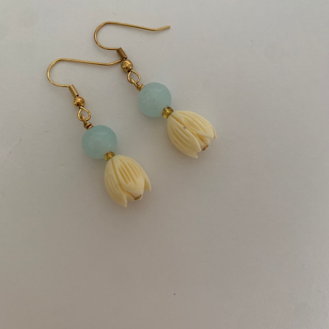 Pikake Collection - Pikake / Sea Blue Chalcedony Bead (#2508) - Etsy