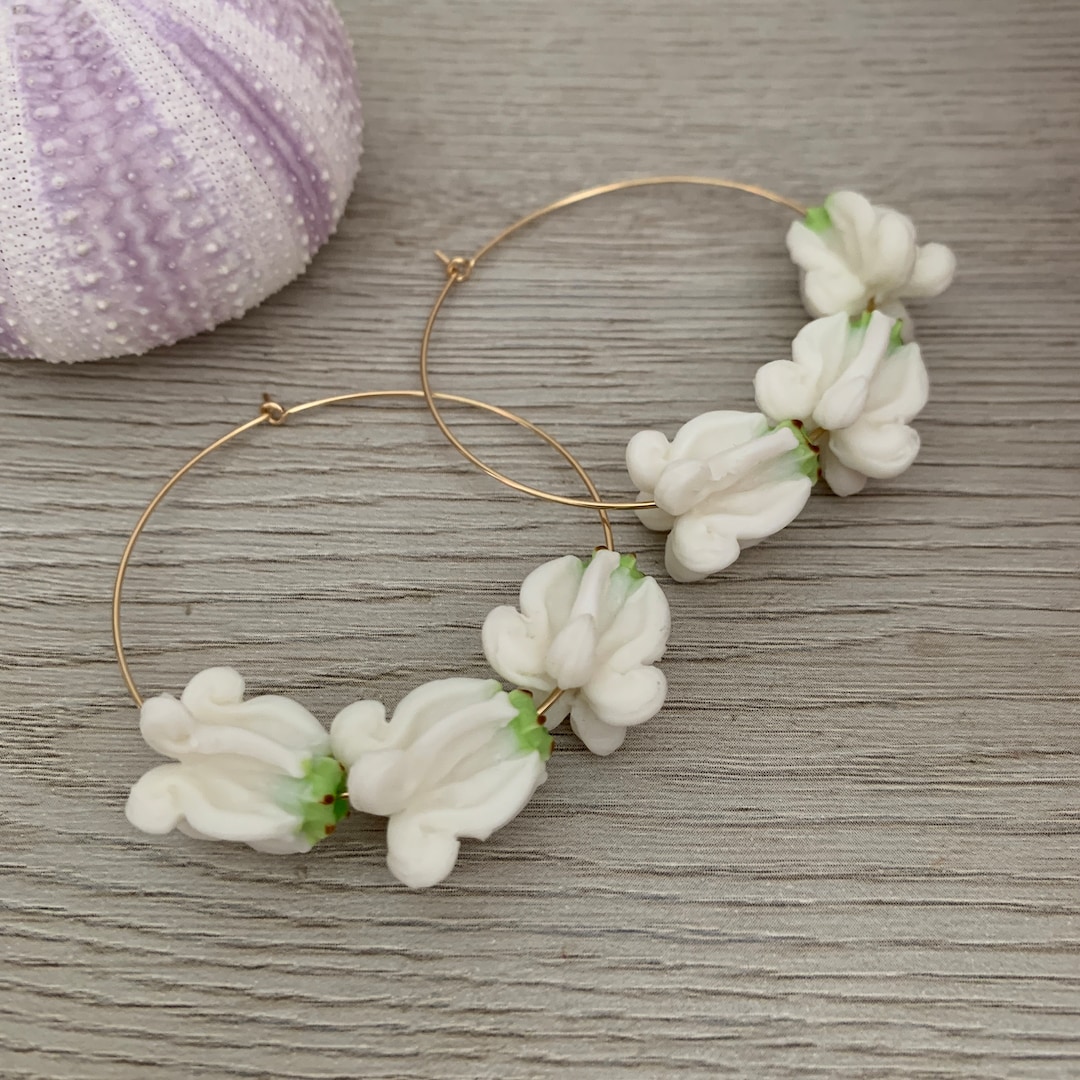 Pua Kalaunu - Crown Flower Collection - Triple Hoop Earrings - White ...