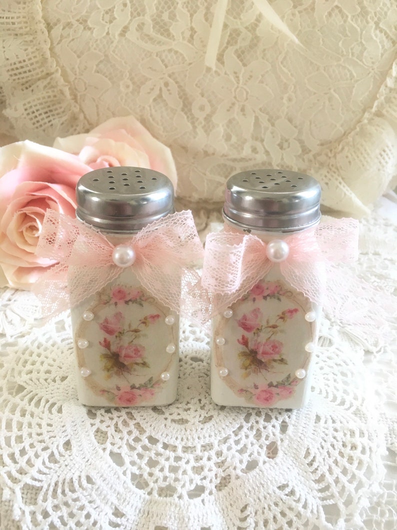 Vintage Style Pink Rose Salt & Pepper Shaker Set: Shabby Cottage Chic ...