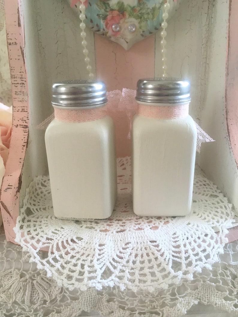 Vintage Style Pink Rose Salt & Pepper Shaker Set: Shabby Cottage Chic ...
