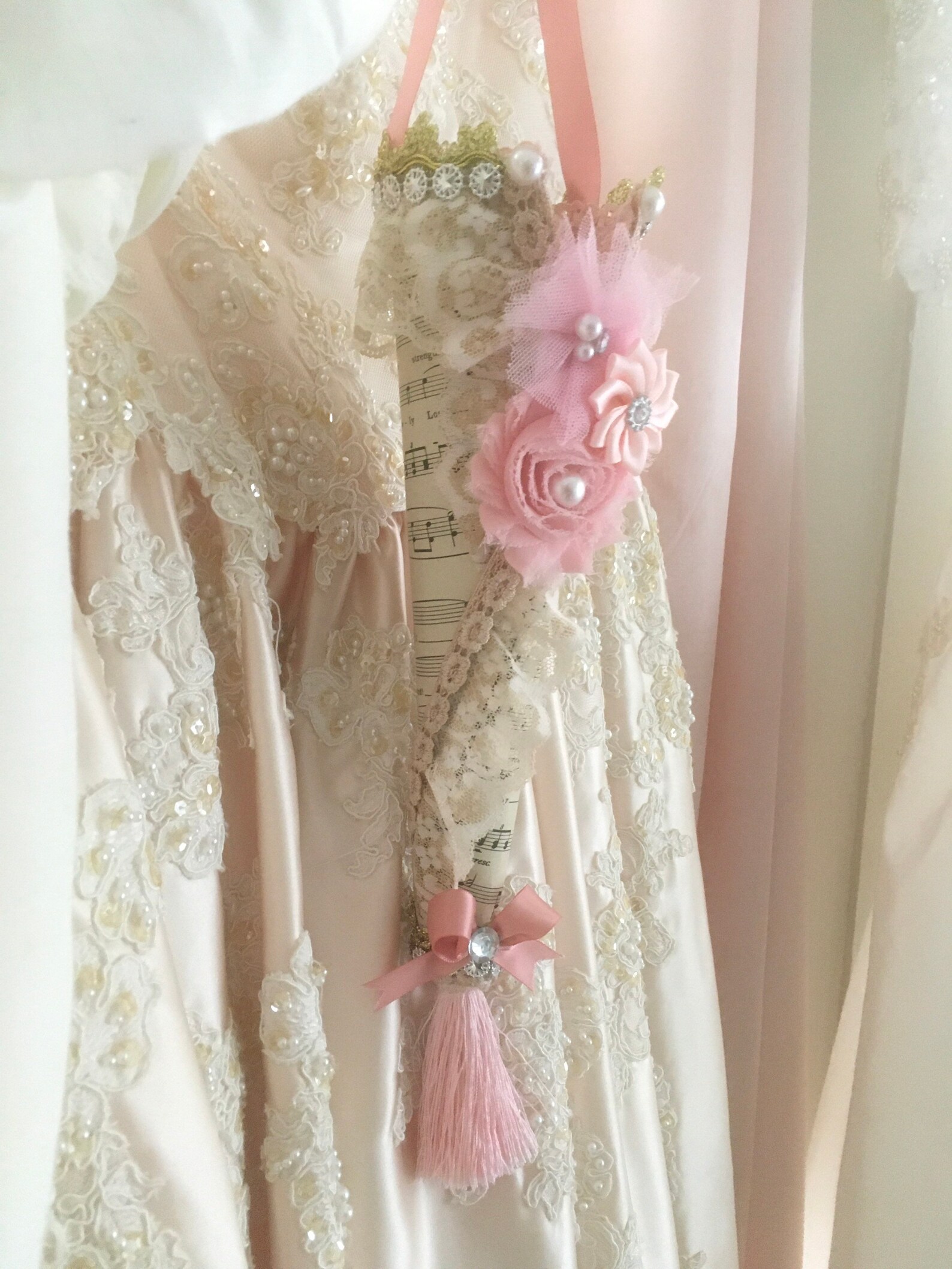 Victorian Christmas Tussie Mussie French Style Paper Cone - Etsy