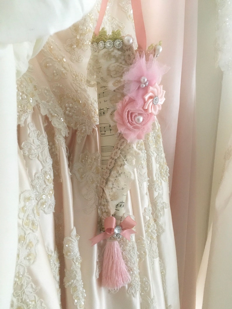 Victorian Christmas Tussie Mussie French Style Paper Cone - Etsy