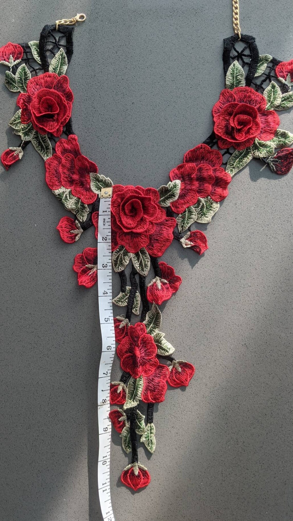 DARLING Lace Roses Choker - Etsy