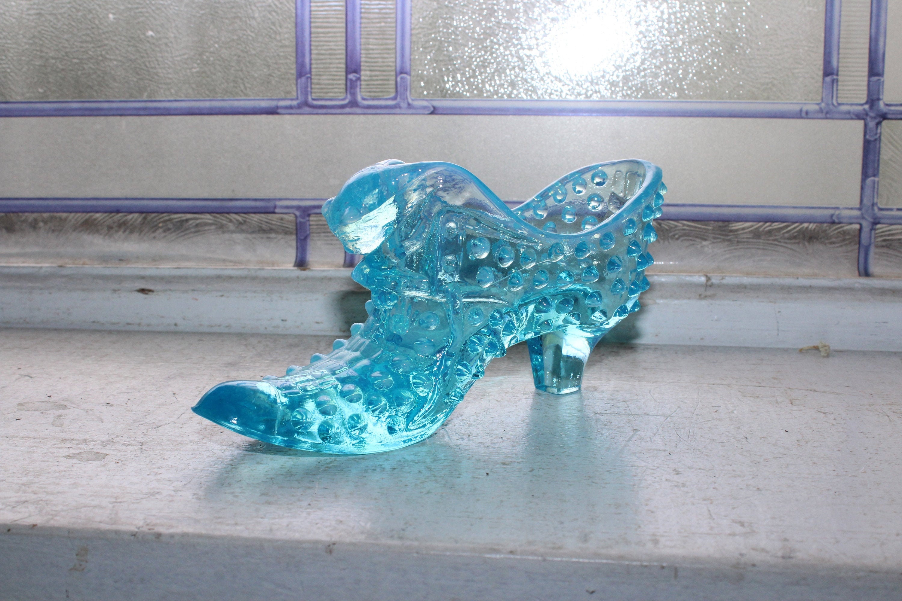 Vintage Fenton Blue Opalescent Glass Hobnail Shoe with Cat