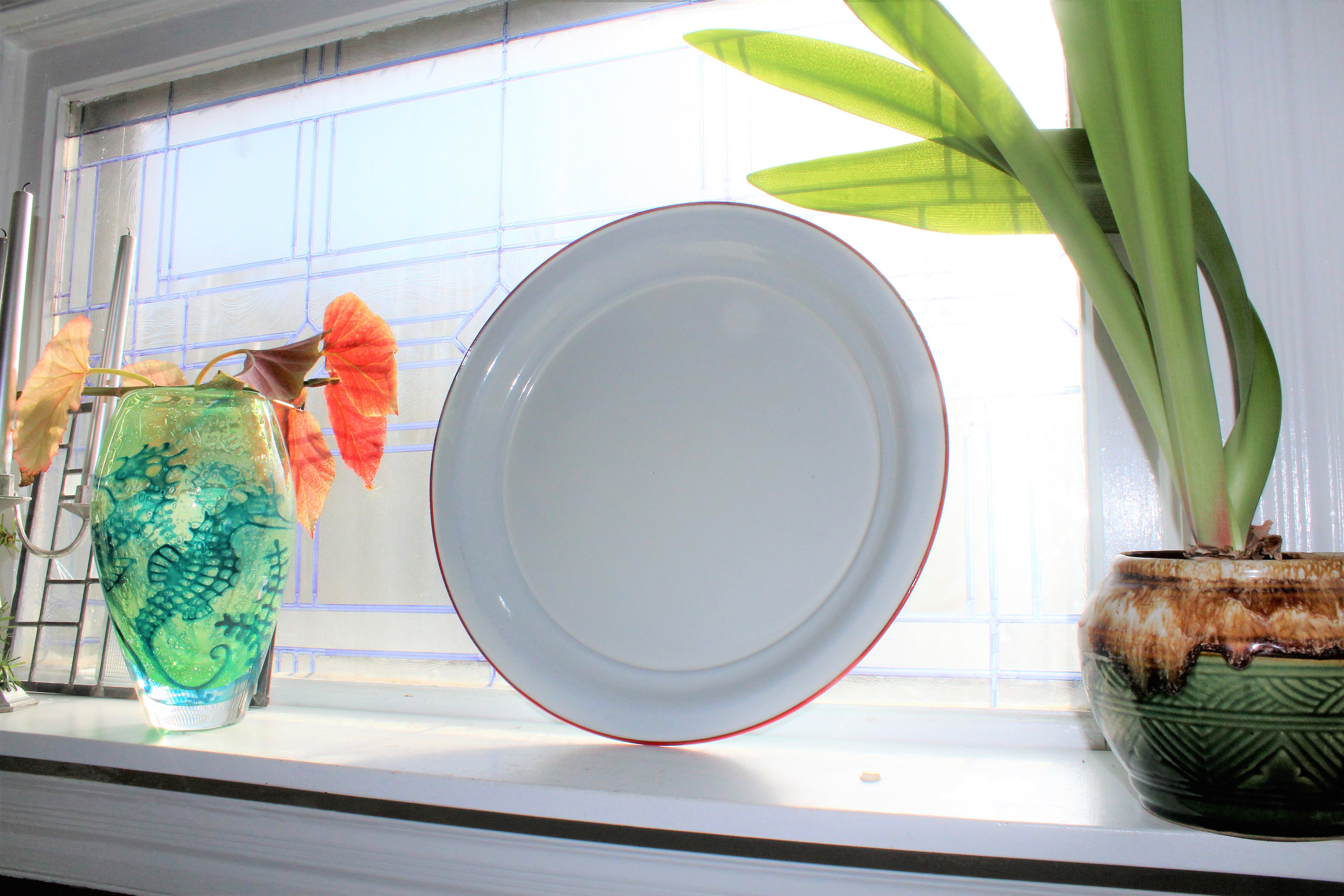 Large White Enamelware Tray Red Trim Rustic Farmhouse Platter
