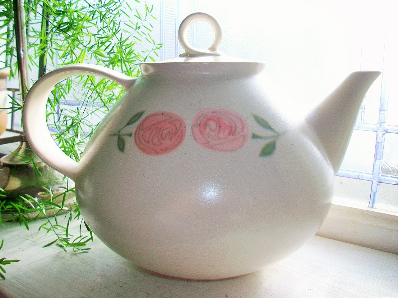 Vintage Teapot Vernon Ware Rose a Day 1960s