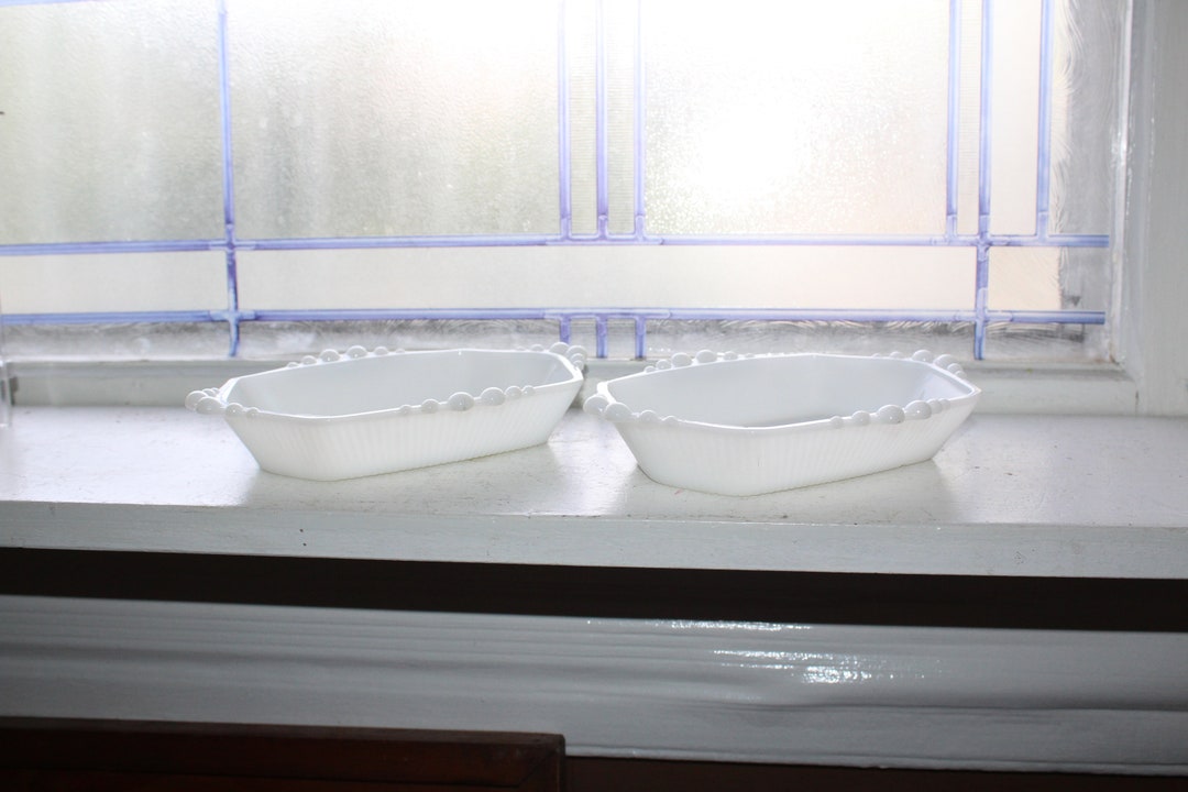 Milchglas gerippte Relish Dish Paar mit gesteppten Boden Vintage 1960er ...