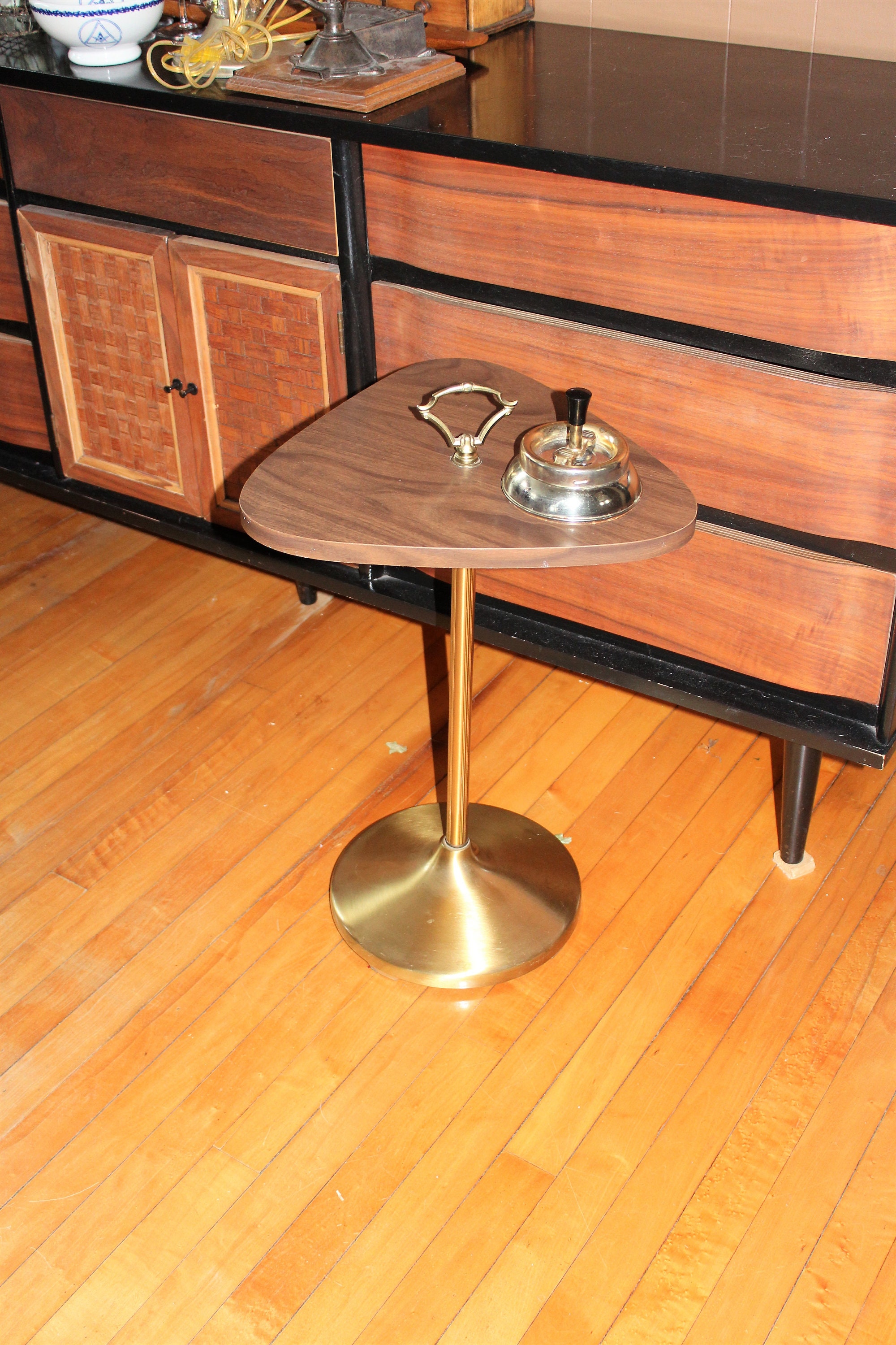 Mid Century Ashtray Stand Guitar Pick End Table Vintage 1950s
