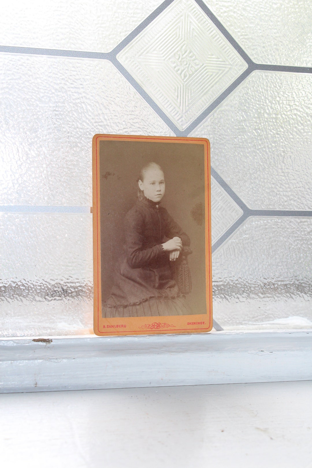 Antique Carte De Visite CDV Photograph Young Victorian Woman 1800s - Etsy