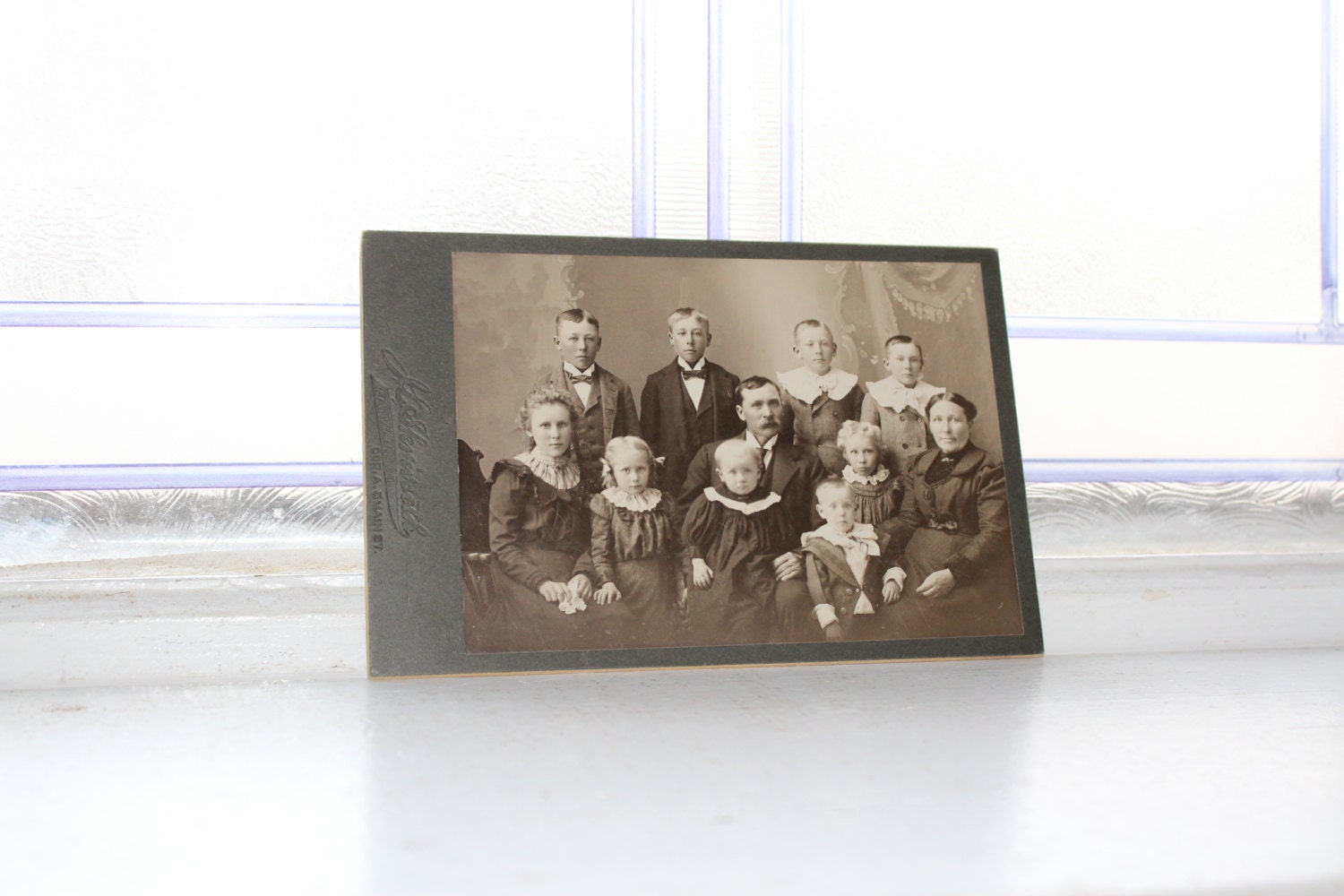 Victorian Family Cabinet Card Photograph Antique 1800s