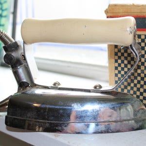 Antique Clothes Iron Hotpoint With Original Box Laundry Room Decor - Etsy